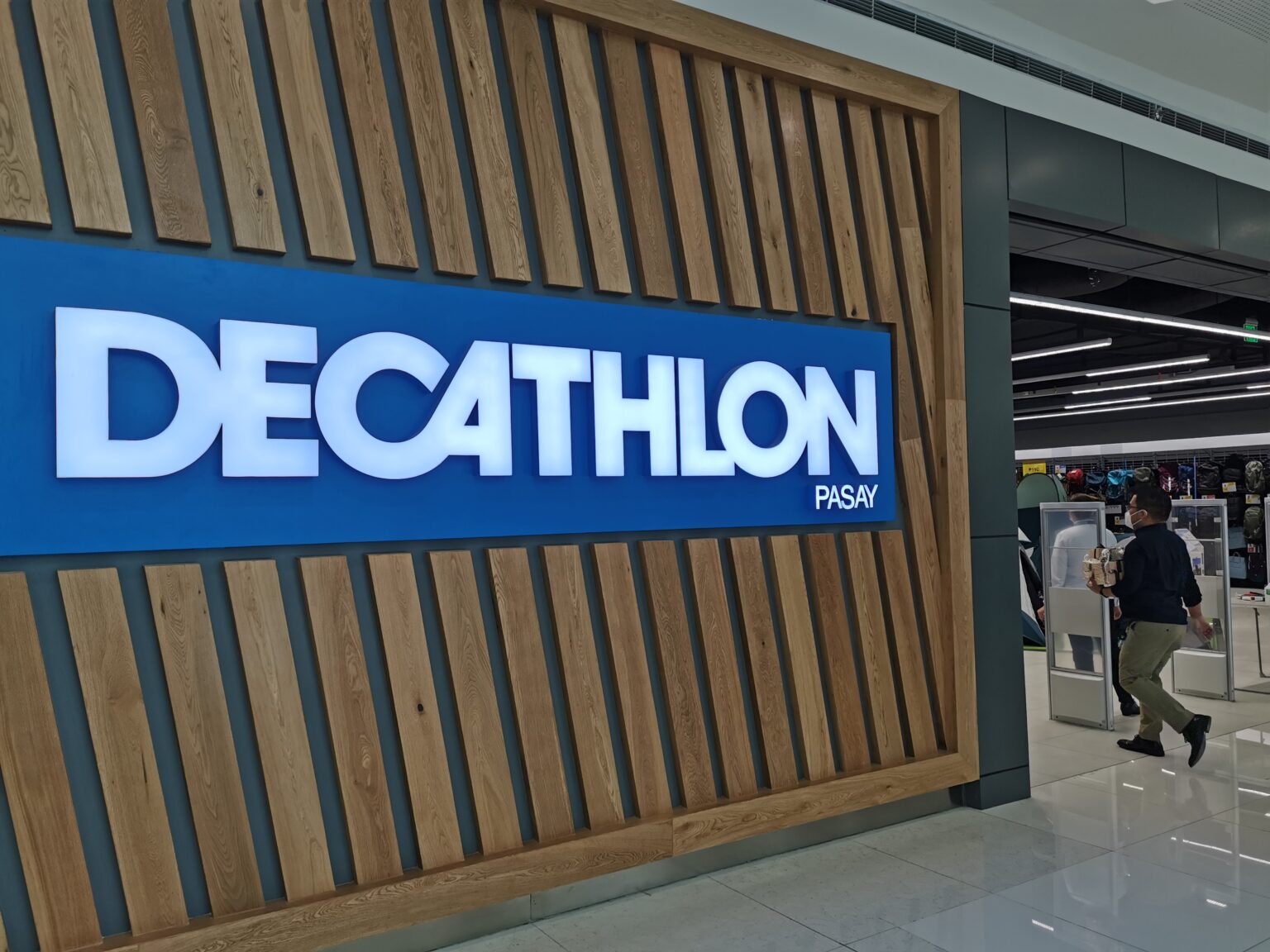 A look inside Decathlon’s newest branch at SM Mall of Asia-Pasay ...